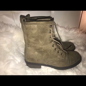 Report | Shoes | Report Combat Boots | Poshmark